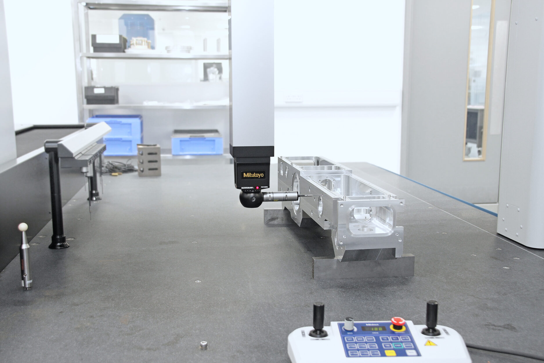 Waters Sees High-End Mitutoyo Metrology Make A Difference - Mitutoyo Mexico